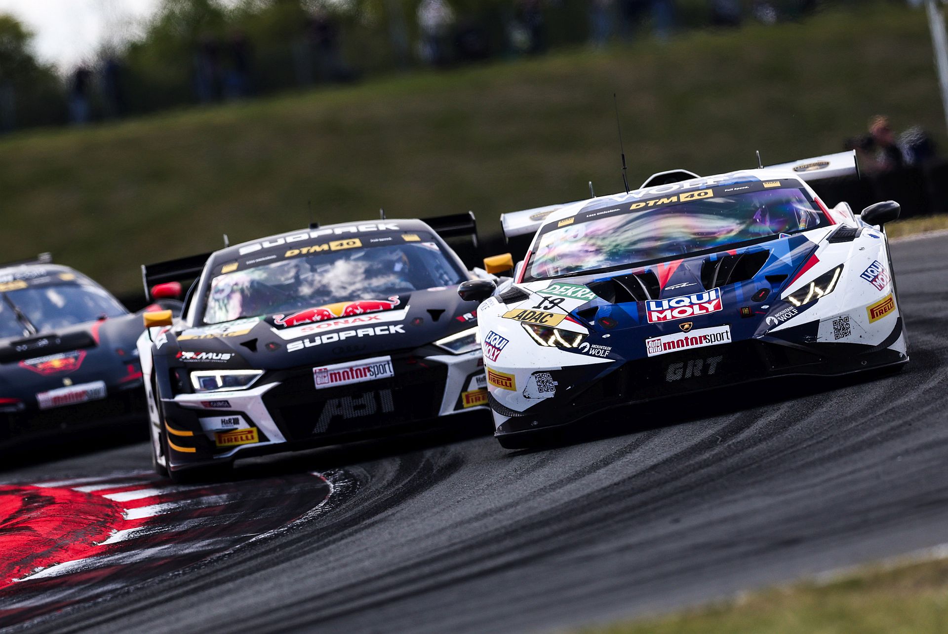 DTM 2024: Alle jagen Lamborghini-Fahrer Engstler am Lausitzring